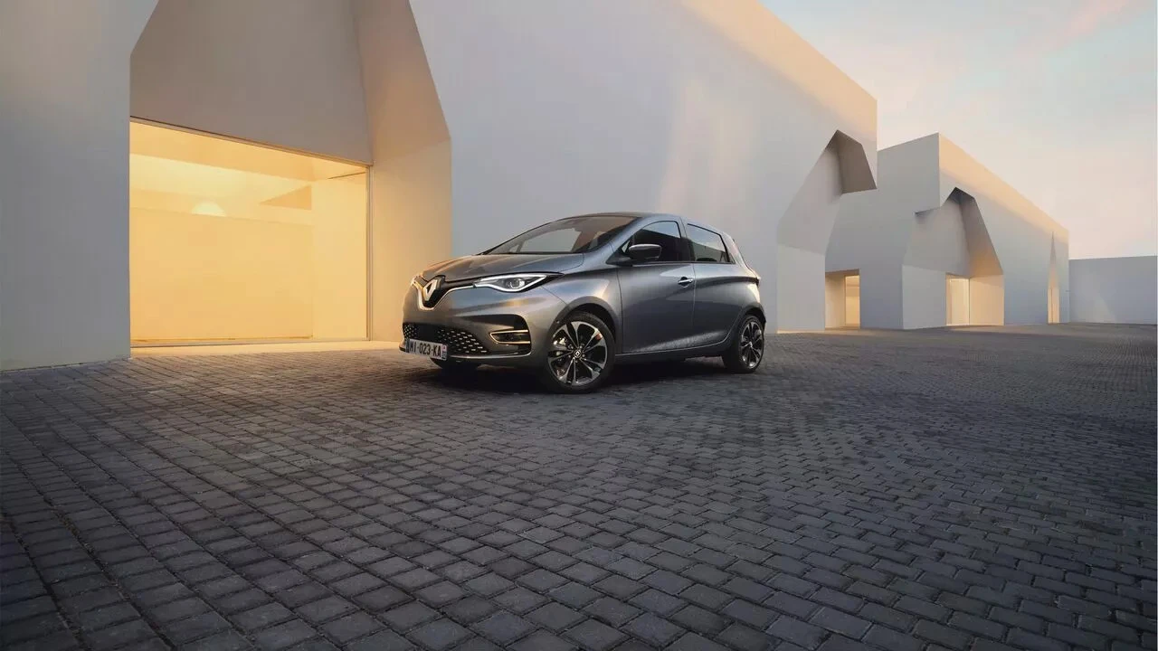 Renault zoe e tech price store